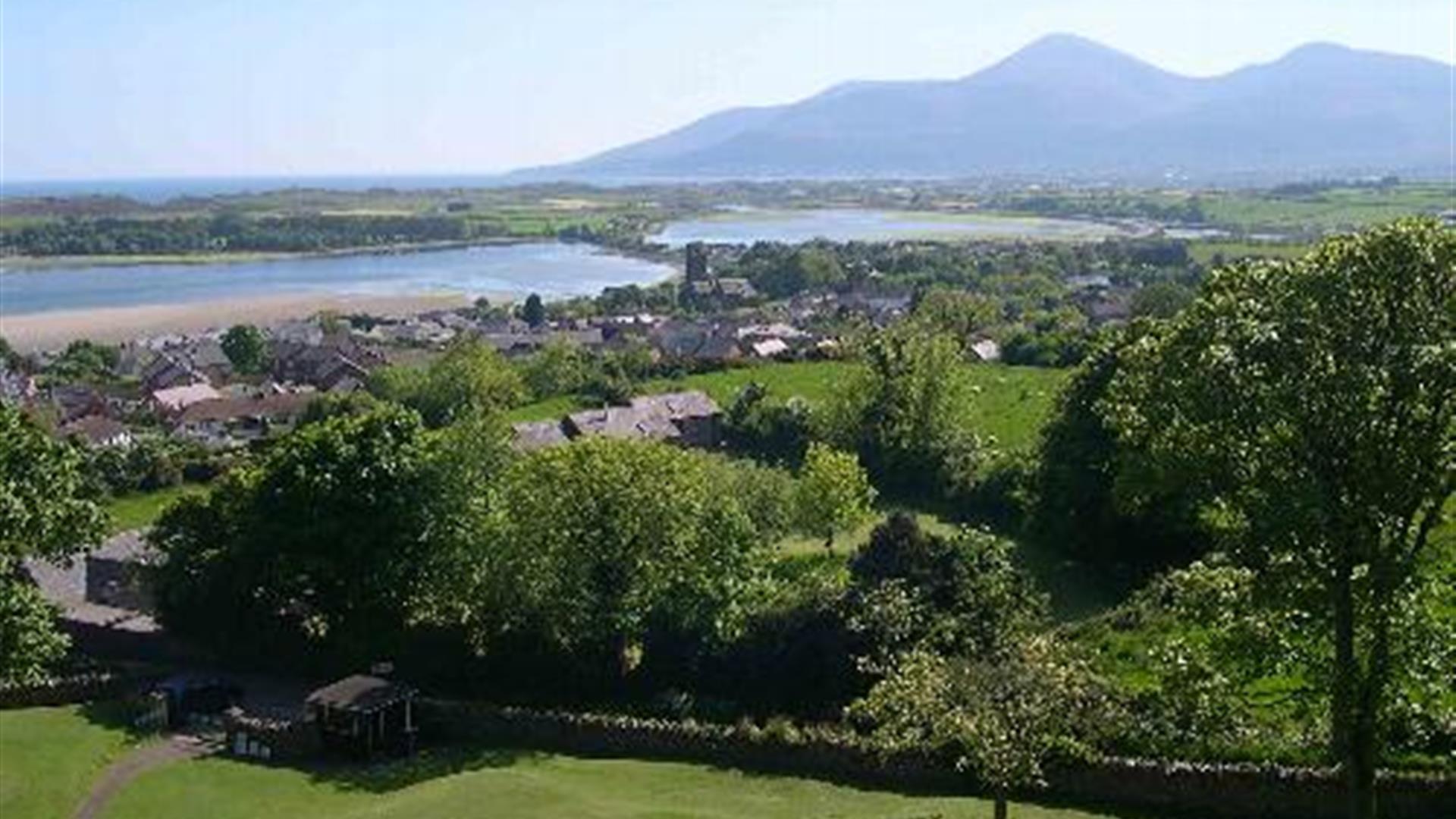 Dundrum Heritage Trail - Newcastle - Discover Northern Ireland